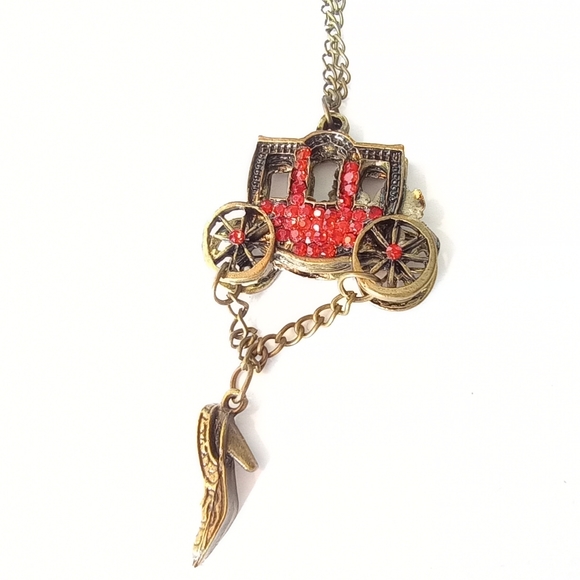 Disney | Jewelry | New Cinderella Carriage Glass Slipper Pendant ...
